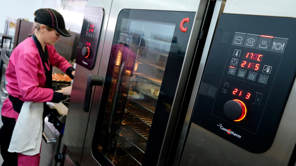 HOST PREVIEW: Cooking equipment manufacturers turn up the heat